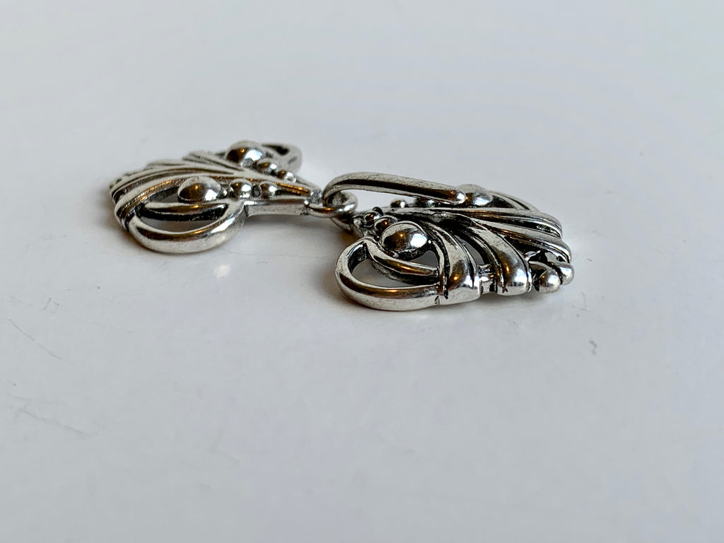 Ava ~ Silver Colored Sweater Clasp Frog Closure – SeattleSkyDyeworks