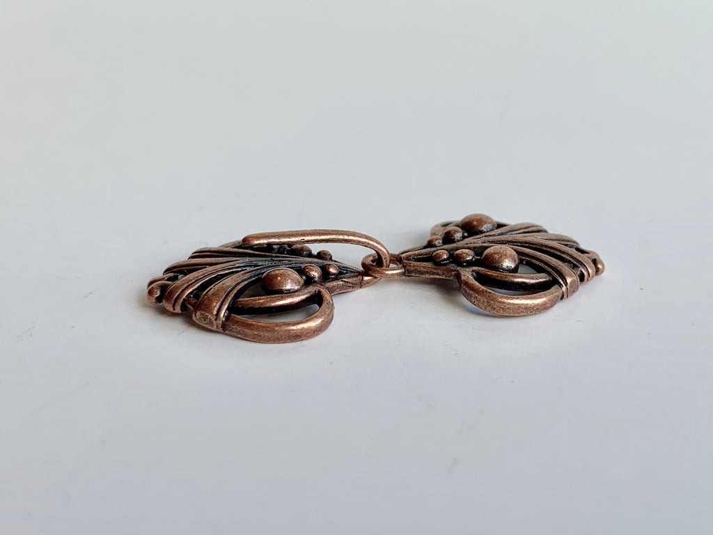 Ava ~ Copper Colored Sweater Clasp Frog Closure – SeattleSkyDyeworks